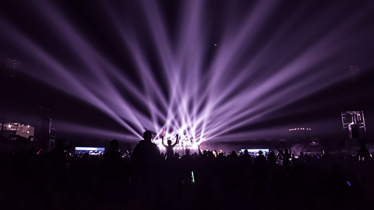 Sublime EDM Albums That Will Change Your Reading Experience