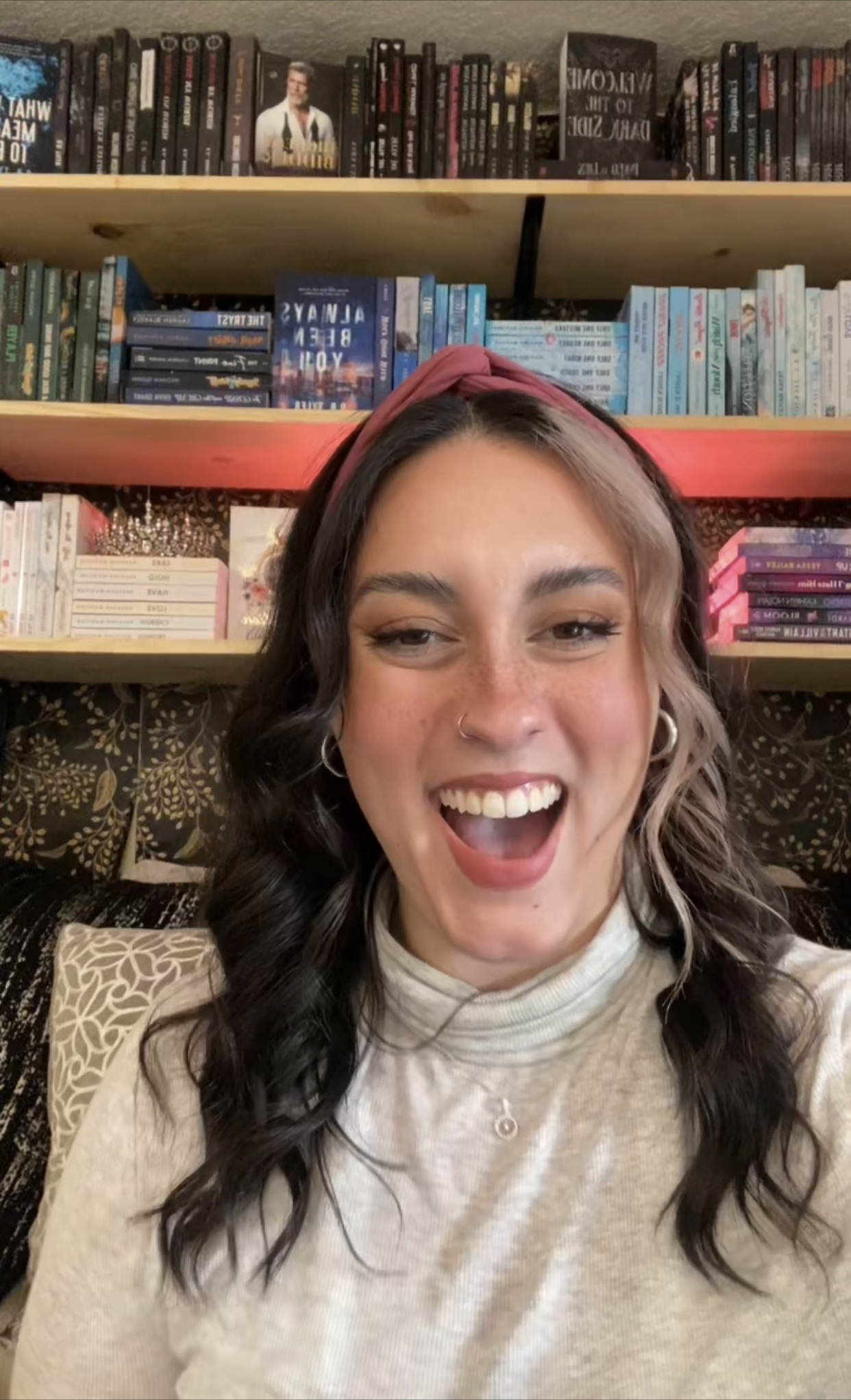 Feeding Your Bookish Addictions With the Unique Bookstagrammer Cassandra!