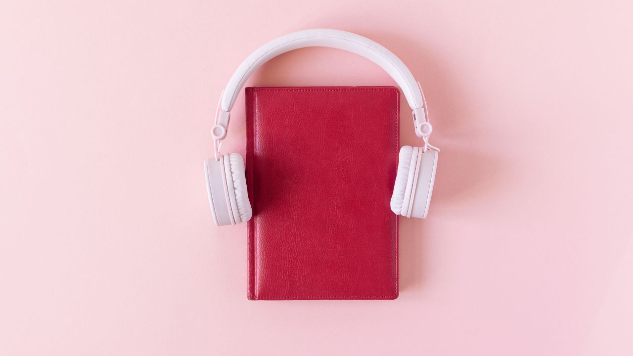 8 Reasons Why We’re Obsessed With Audiobooks