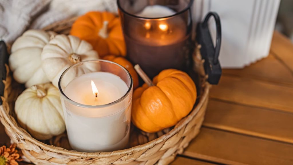 How to Create the Perfect Cozy Fall Vibe in Your Home - Bookstr