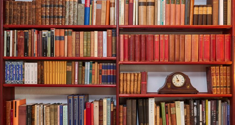 6 Simple Bookish Ways To Alleviate Depression - Bookstr