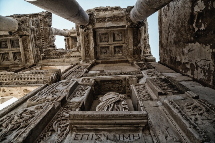 The Journey of the World’s Libraries Through Millennia - Bookstr
