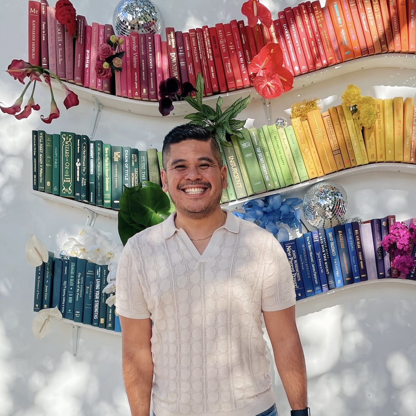 Nerd Out About Queer Literature With Vibrant Bookstagrammer Johnee