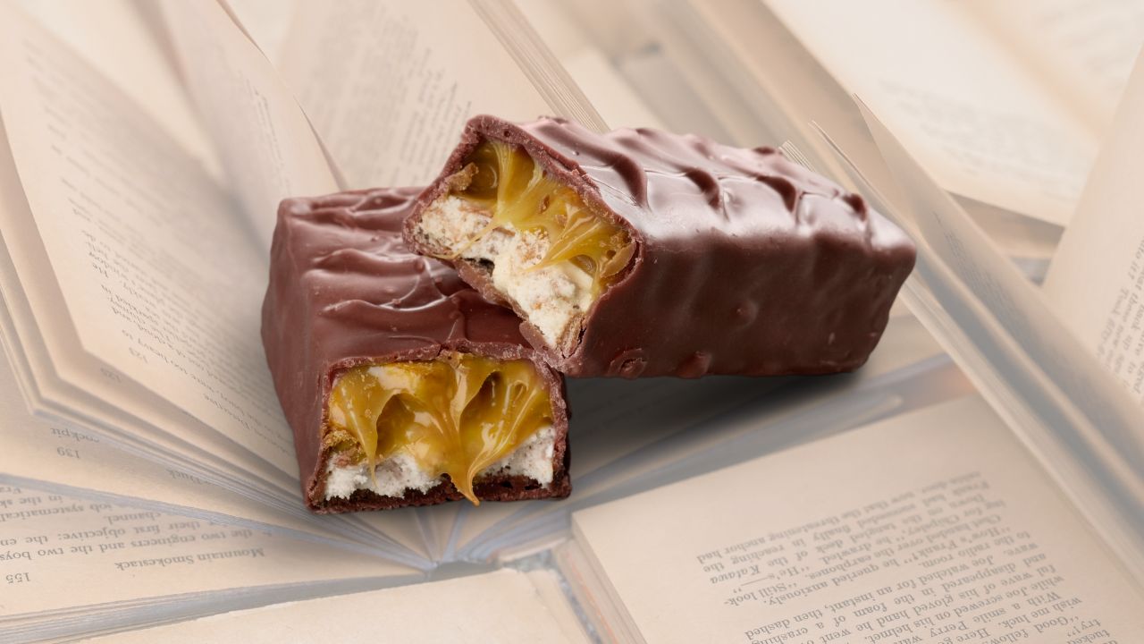 8 Super-Sweet, Ultra-Scrumptious Candy Bar+Book Pairings