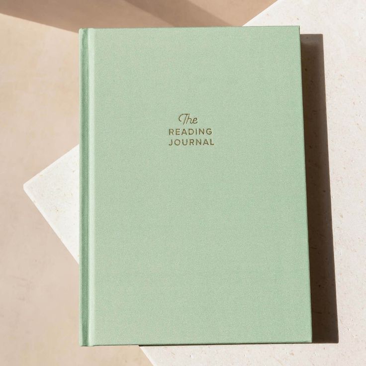 5 Best Reading Journals on the Market