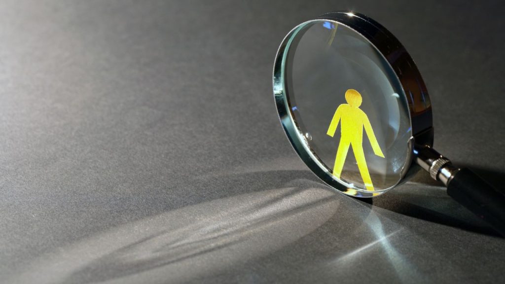 Does Self-Observation Influence Your Psyche? - Bookstr